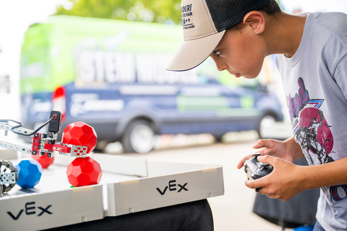 STEM Mobile – Kummer Center for STEM Education | Missouri S&T